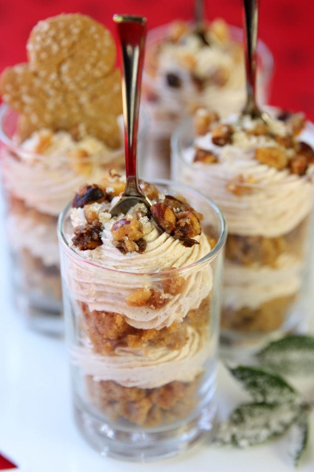 Mini Gingerbread Hazelnut Crunch Trifles | Pizzazzerie