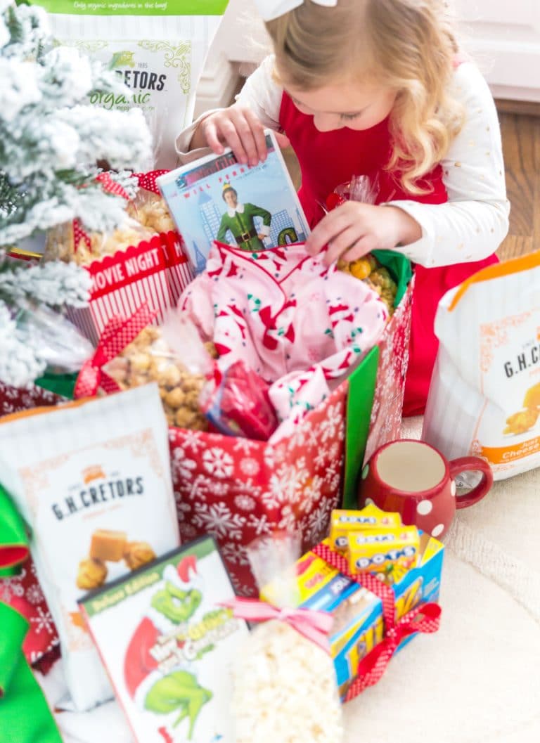 Holiday Movie Night Box - Ideas, List of What to Put Inside, etc!