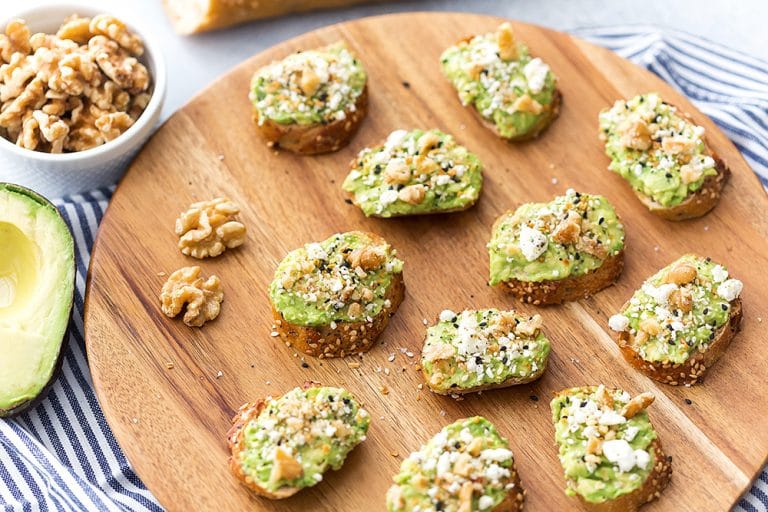 Miniature Avocado Toasts (Party Ready) | Pizzazzerie