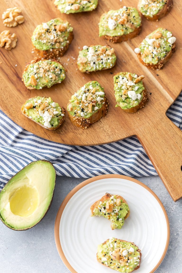 Miniature Avocado Toasts (Party Ready) | Pizzazzerie